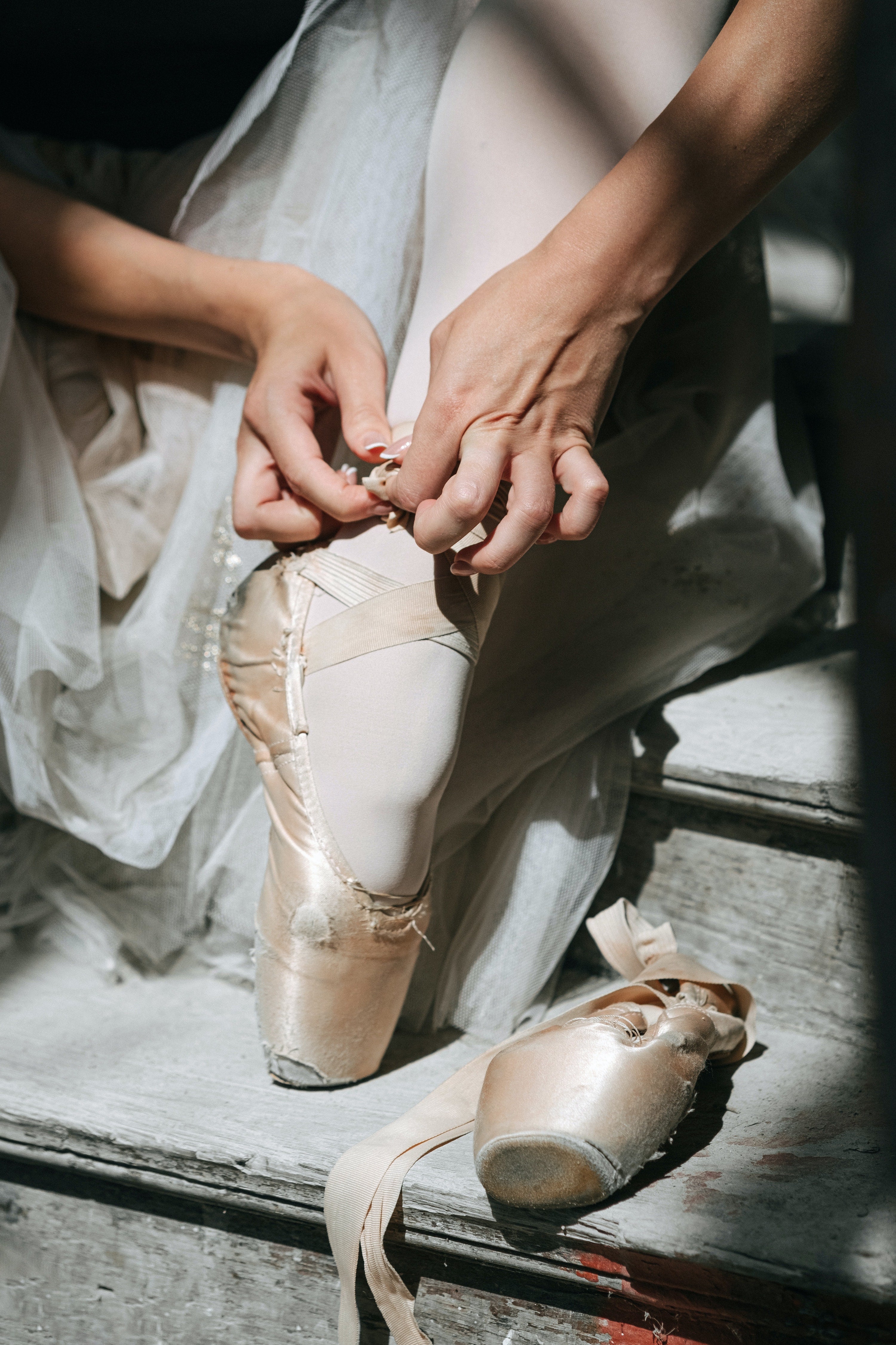 Van Cleef & Arpels Ballerinas for World Ballet Day: An Enchanting Stor